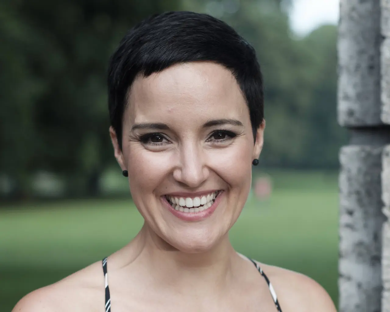 Ina Regen: Liedermacherin, Familienmensch und "plötzlich Star"